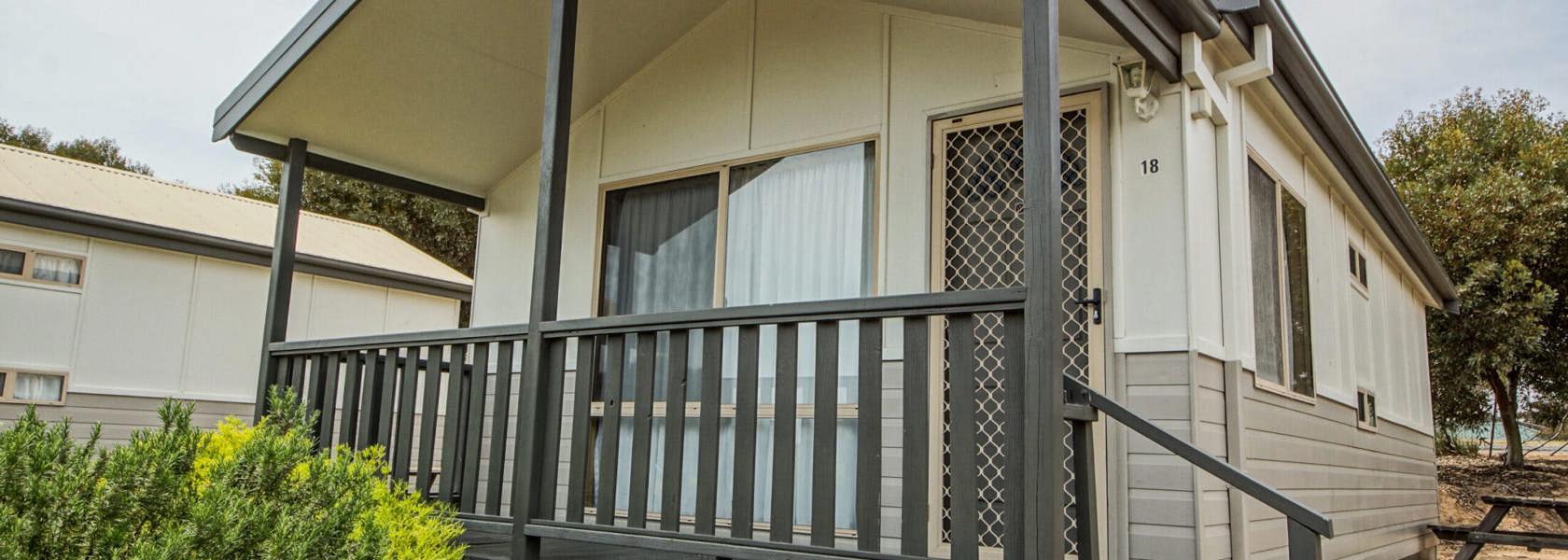 2 Bedroom Executive Cabin - 4 Berth | BIG4 Port Hughes Holiday Park
