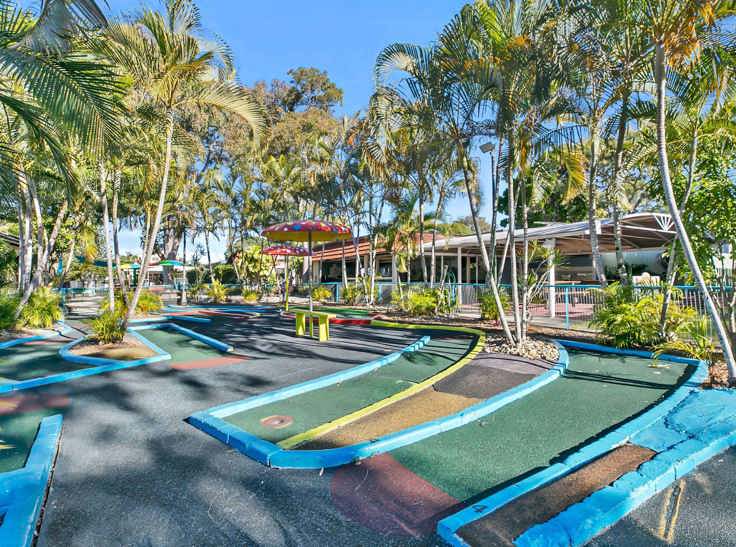 Mini Golf | Bribie Island Caravan Park
