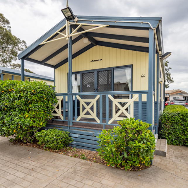 2 Bedroom Cabin - B | Ingenia Holidays Nepean River