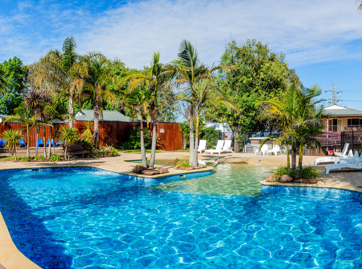 Solar Heated Pool | BIG4 Melbourne Holiday Park
