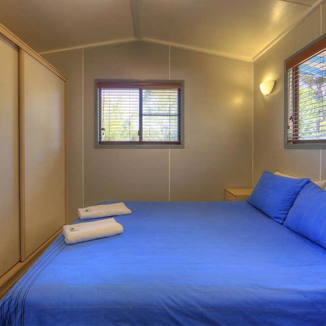 1 Bedroom Cabin | BIG4 Freedom Lifestyle Holiday Park Warwick