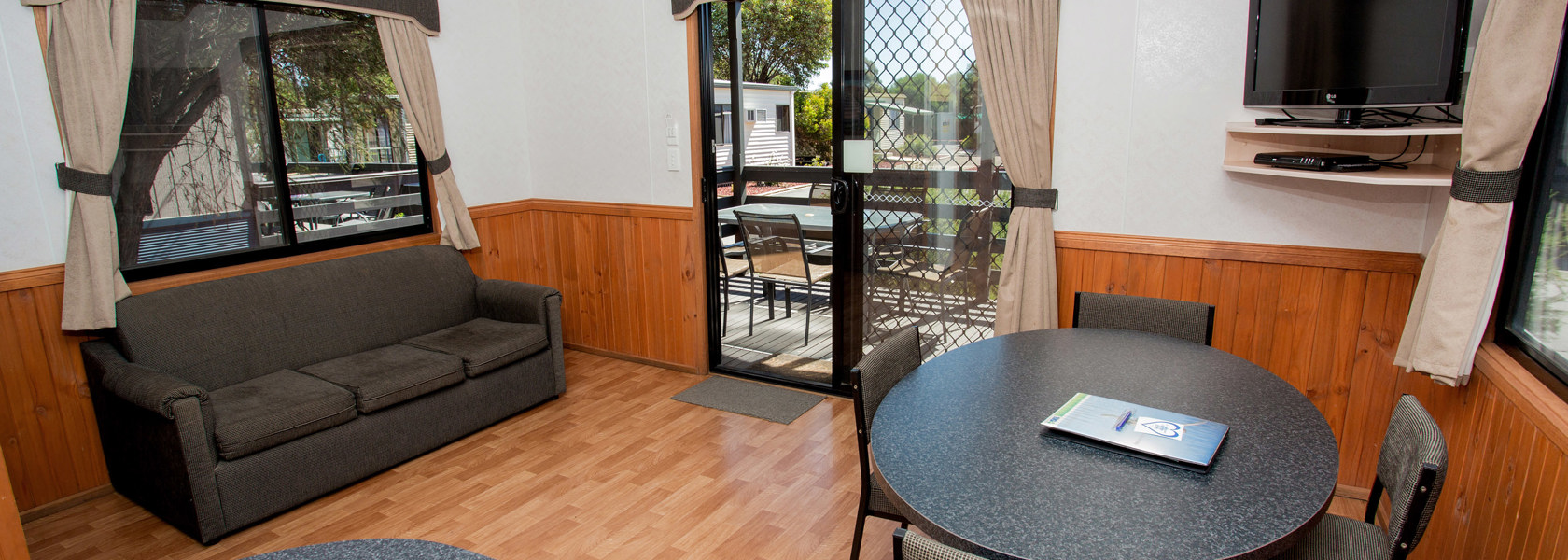 Family Cabin (Sleeps 6) | BIG4 Shepparton Park Lane Holiday Park