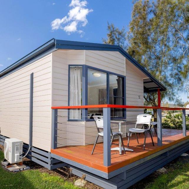 Standard Lakefront 2 Bedroom Cabin | Lakeside Forster Holiday Park