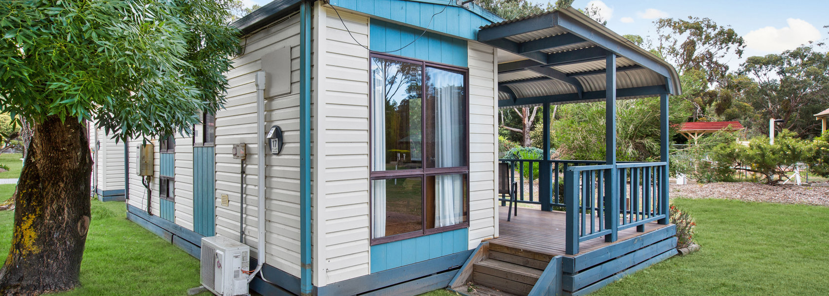 Queen Cabin | Breeze Holiday Parks - Grampians
