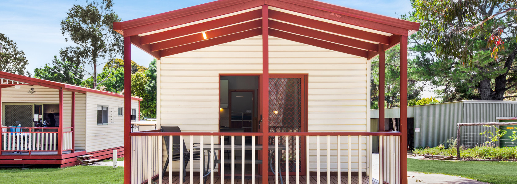 Deluxe Cabin - 4 Guests | Breeze Holiday Parks - Grampians